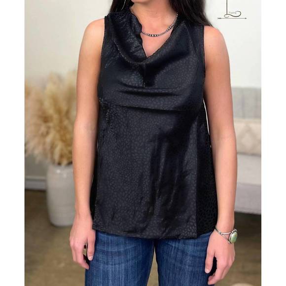 ANDREE BY UNIT | Tops | New Andree By Unit The Tauren Top In Black ...